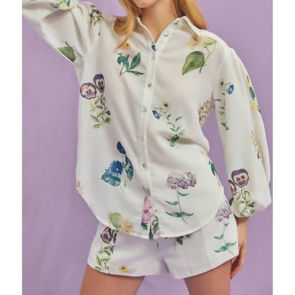 Lena | Shorts | New Lena Lena Floral Printed Shorts In White | Poshmark